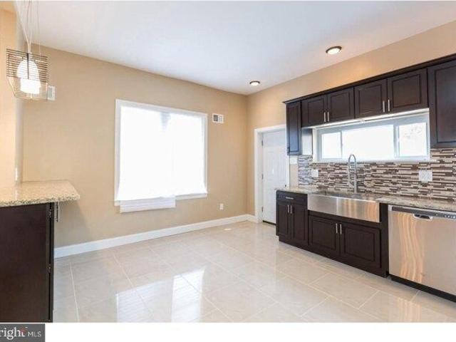 house with 4 bedroom, Mount Ephraim NJ ES103501244