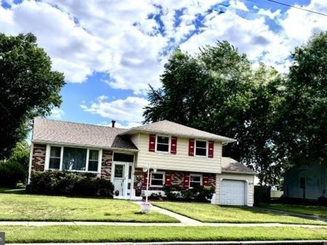 house with 4 bedroom, Mount Holly NJ ES104688398