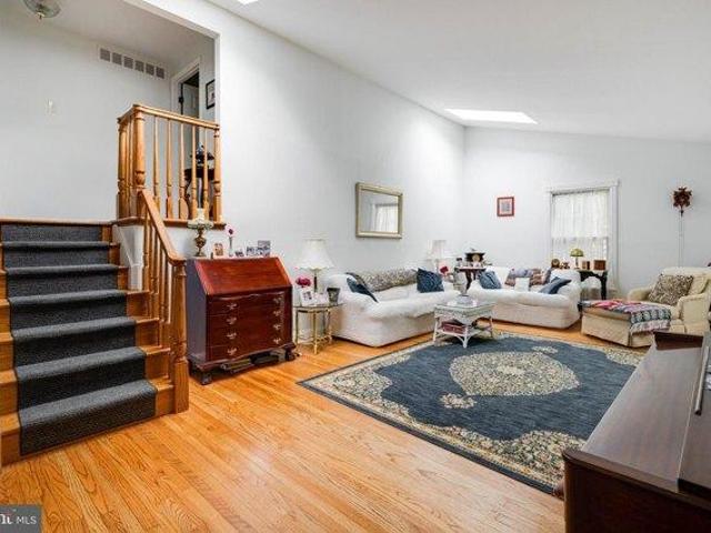 house with 4 bedroom, Mount Laurel NJ ES105159690