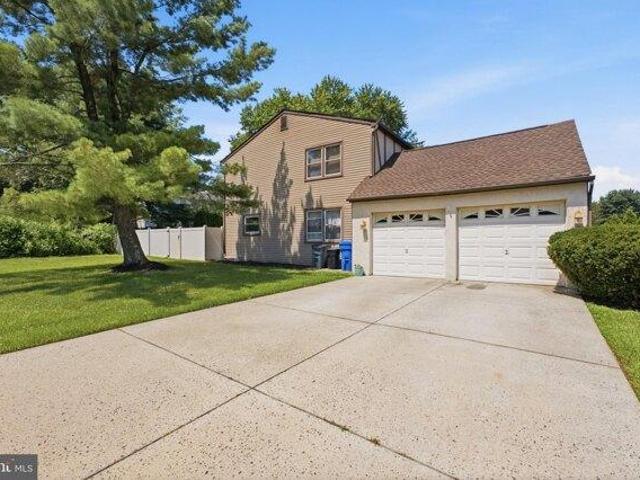 house with 4 bedroom, Mount Laurel NJ ES105160311