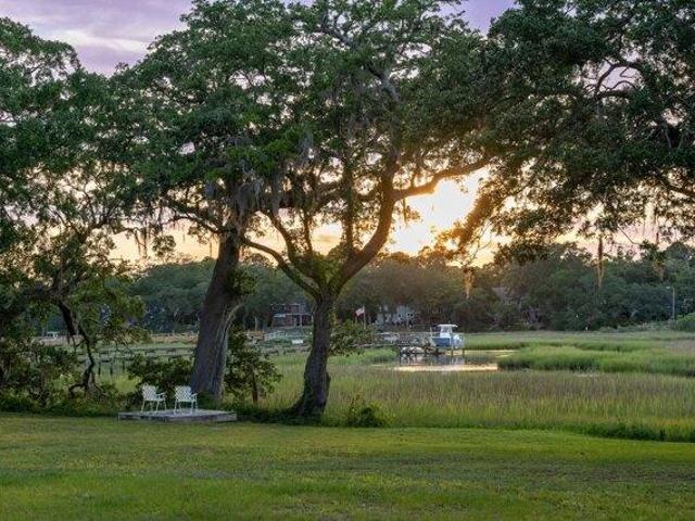 house with 4 bedroom, Mount Pleasant SC ES104908201