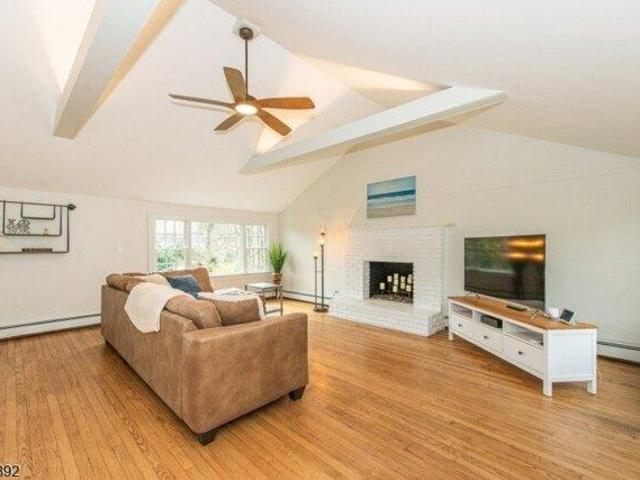 house with 4 bedroom, Mountain Lakes NJ ES104445702