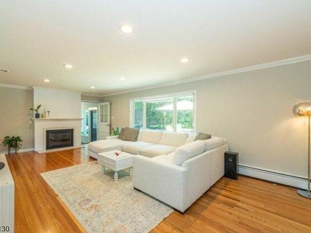 house with 4 bedroom, Mountain Lakes NJ ES104405802