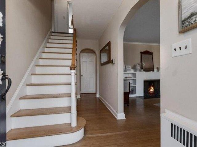 house with 4 bedroom, Mountainside NJ DLS102826890