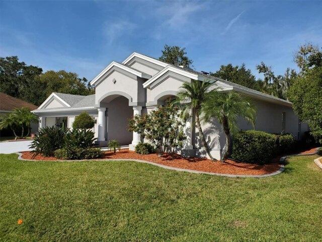 house with 4 bedroom, Mulberry FL DLS92518842