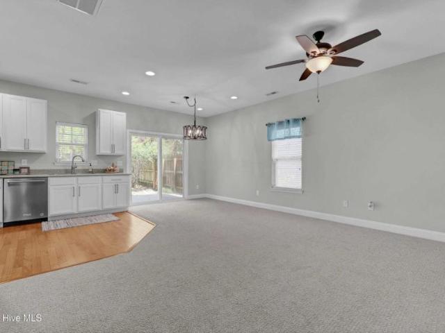 house with 4 bedroom, NC NC DLS101986960