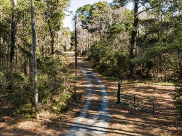house with 4 bedroom, NC NC DLS101367682