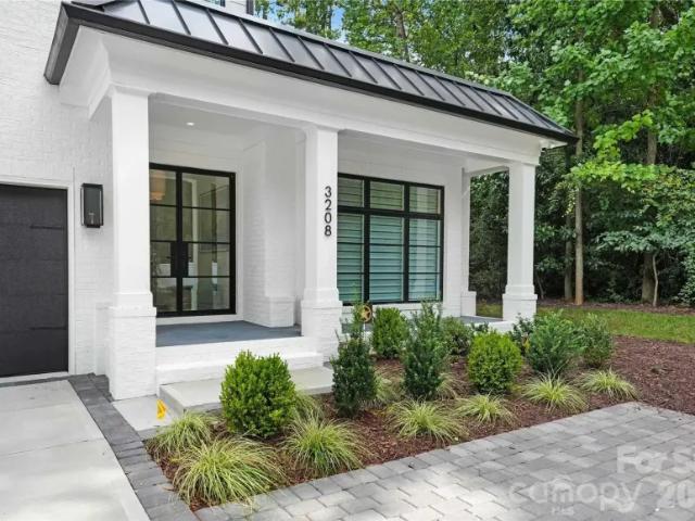 house with 4 bedroom, NC NC ES102752888