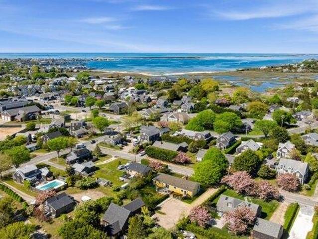 house with 4 bedroom, Nantucket MA DLS102961031