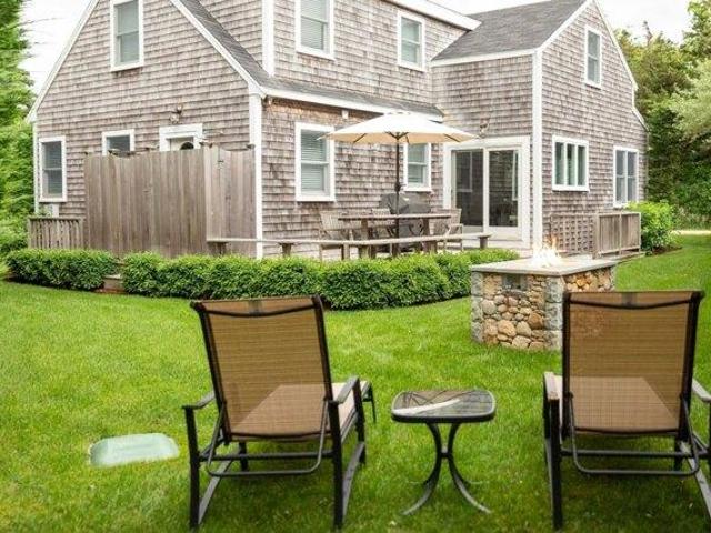 house with 4 bedroom, Nantucket MA DS102118701