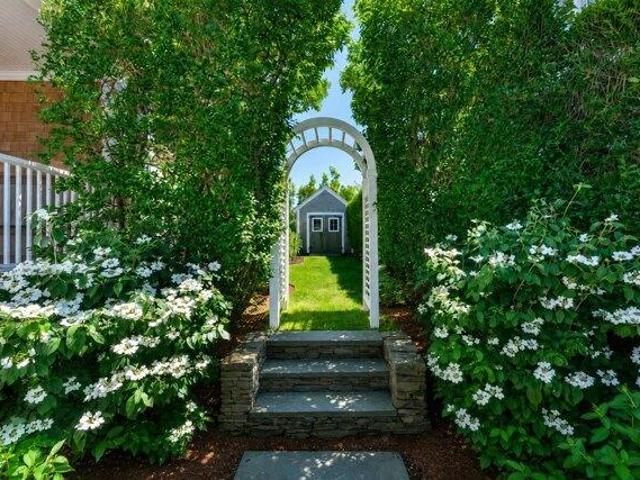 house with 4 bedroom, Nantucket MA ES103439272