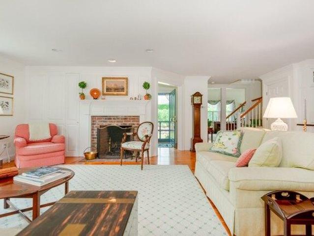 house with 4 bedroom, Nantucket MA ES103440974