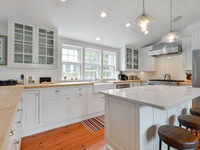 house with 4 bedroom, Nantucket MA ES104607588