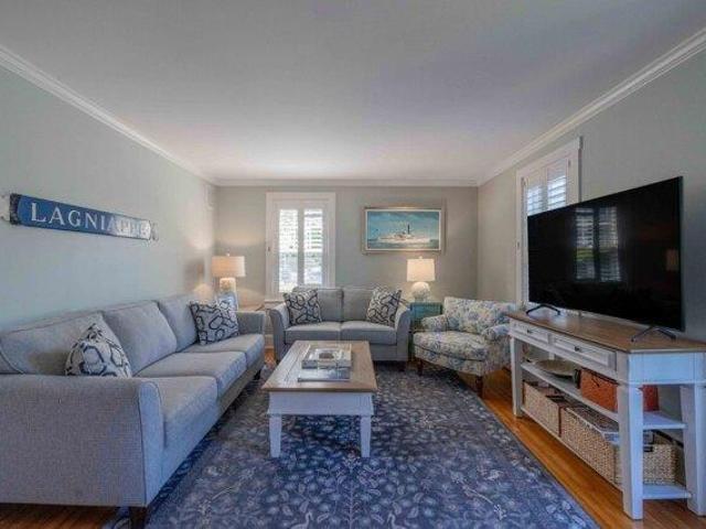 house with 4 bedroom, Nantucket MA ES105425008