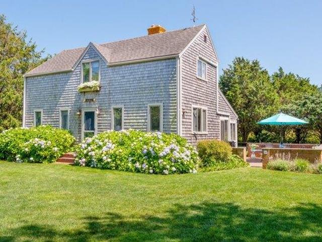 house with 4 bedroom, Nantucket MA ES105060324