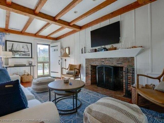 house with 4 bedroom, Nantucket MA ES105082444