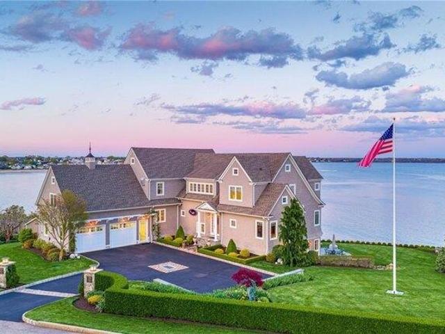 house with 4 bedroom, Narragansett RI DLS103017001