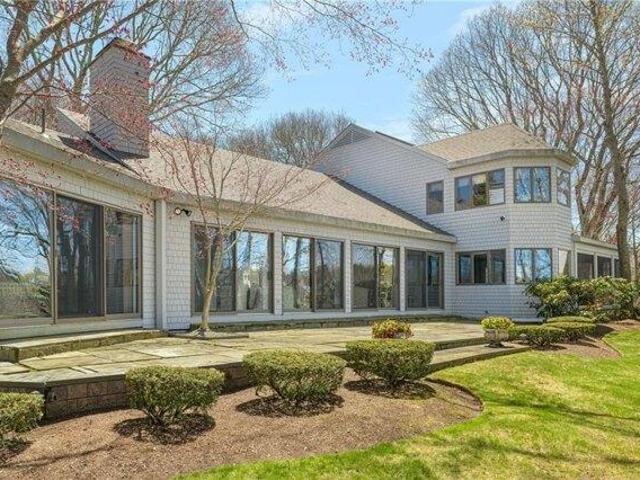 house with 4 bedroom, Narragansett RI DLS103069675
