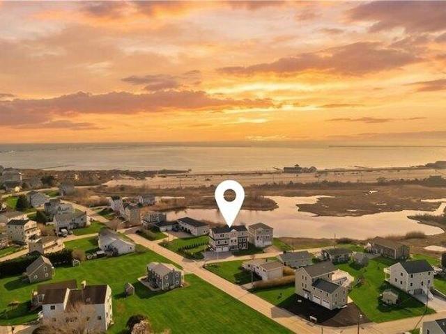 house with 4 bedroom, Narragansett RI DS102026558