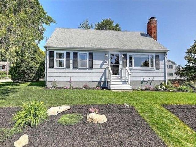 house with 4 bedroom, Narragansett RI ES103497632