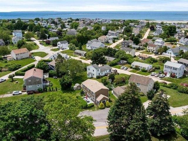 house with 4 bedroom, Narragansett RI ES103098288