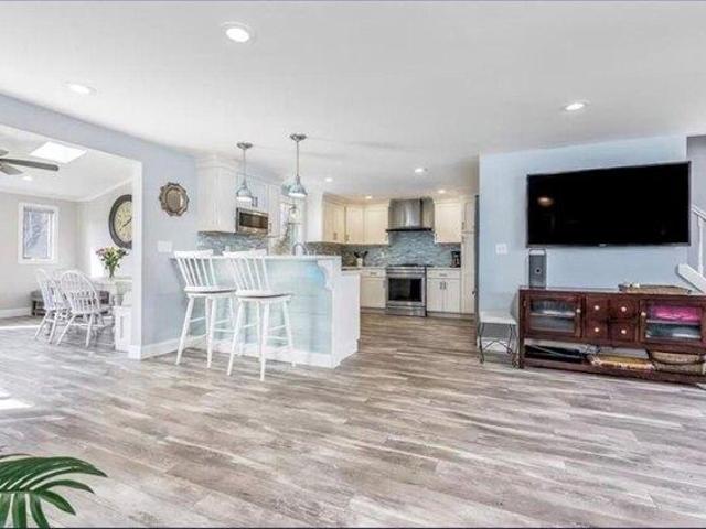 house with 4 bedroom, Narragansett RI ES105106490