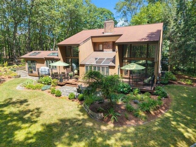 house with 4 bedroom, Nashua NH DLS103098325