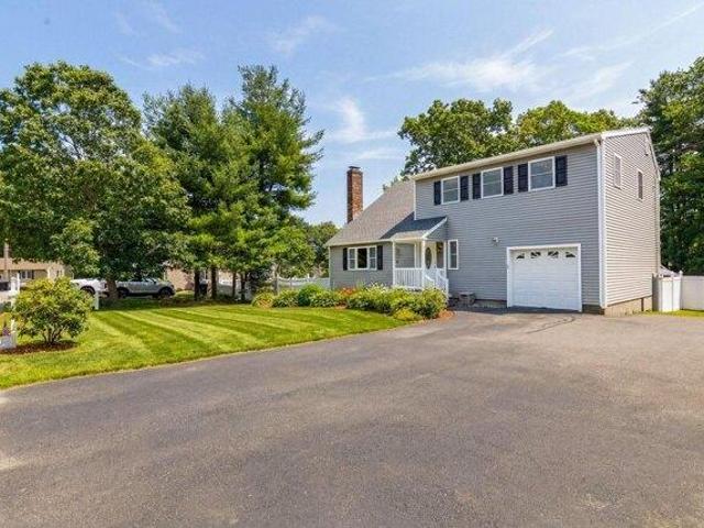 house with 4 bedroom, Nashua NH DS102410723