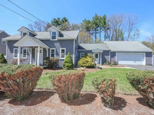house with 4 bedroom, Nashua NH DS102633052