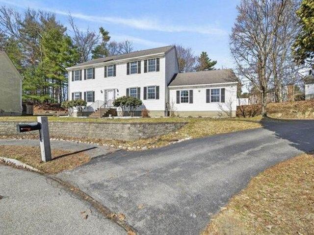 house with 4 bedroom, Nashua NH DS102120627