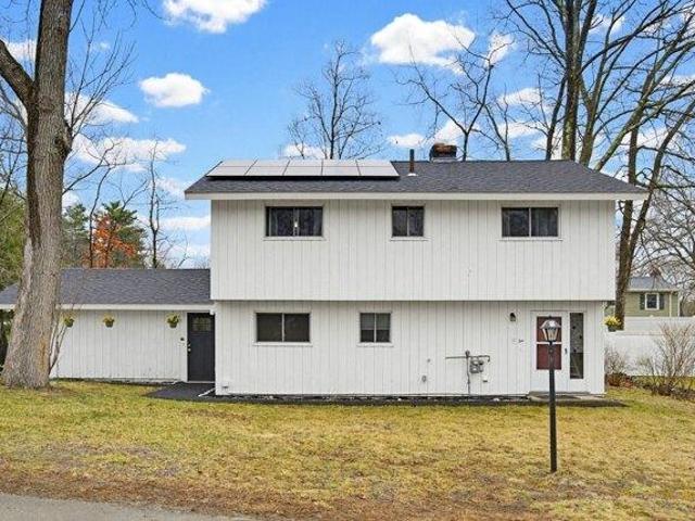 house with 4 bedroom, Nashua NH DS102120775