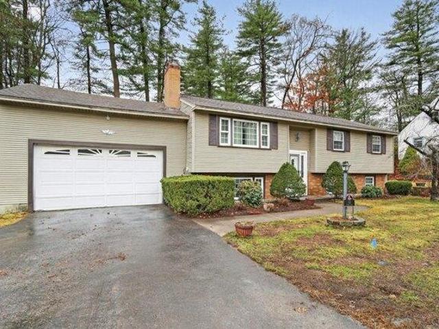 house with 4 bedroom, Nashua NH DS102121588