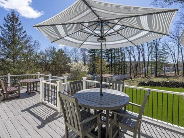 house with 4 bedroom, Nashua NH DS102156809