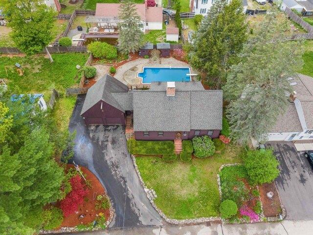 house with 4 bedroom, Nashua NH DS102370464