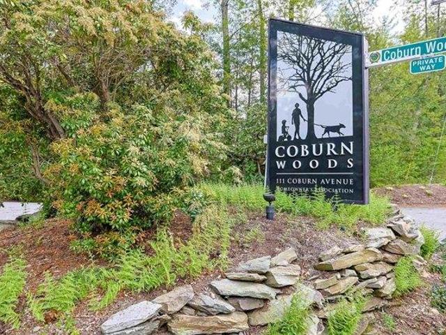 house with 4 bedroom, Nashua NH DS103442709