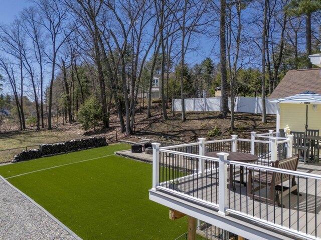 house with 4 bedroom, Nashua NH DS103249066