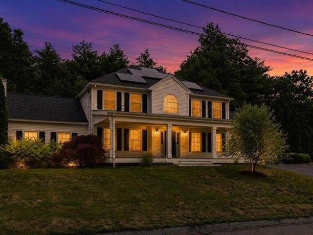 house with 4 bedroom, Nashua NH DS104375673