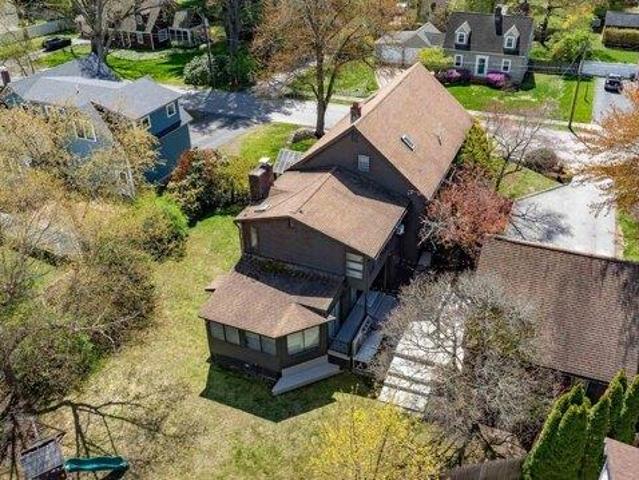 house with 4 bedroom, Nashua NH ES103436041