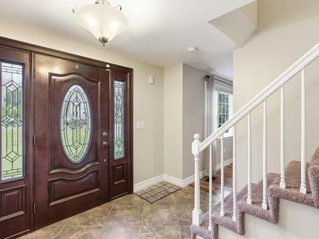 house with 4 bedroom, Nashua NH ES103248901