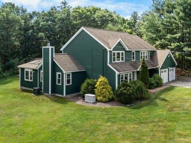 house with 4 bedroom, Nashua NH ES104010064