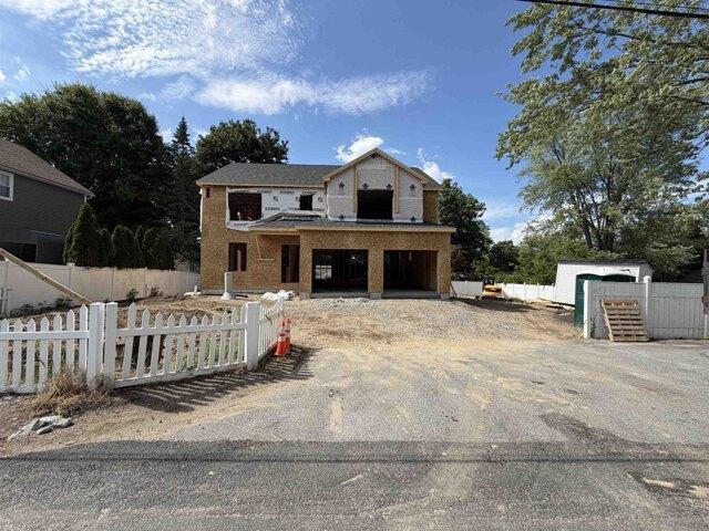 house with 4 bedroom, Nashua NH ES104234826