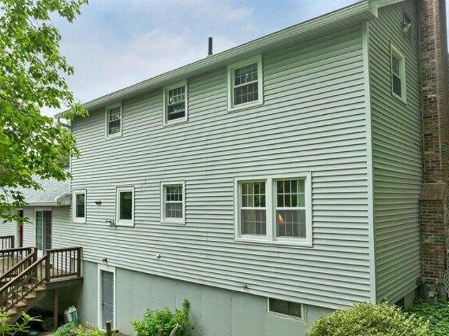 house with 4 bedroom, Nashua NH ES104351520