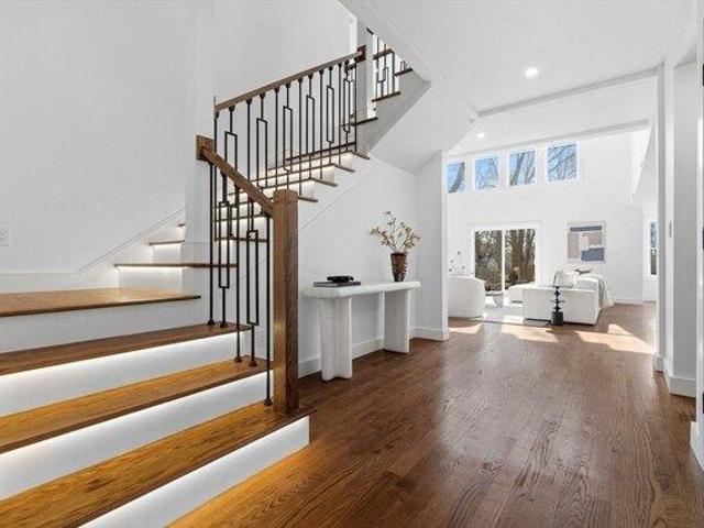 house with 4 bedroom, Natick MA DLS102825272