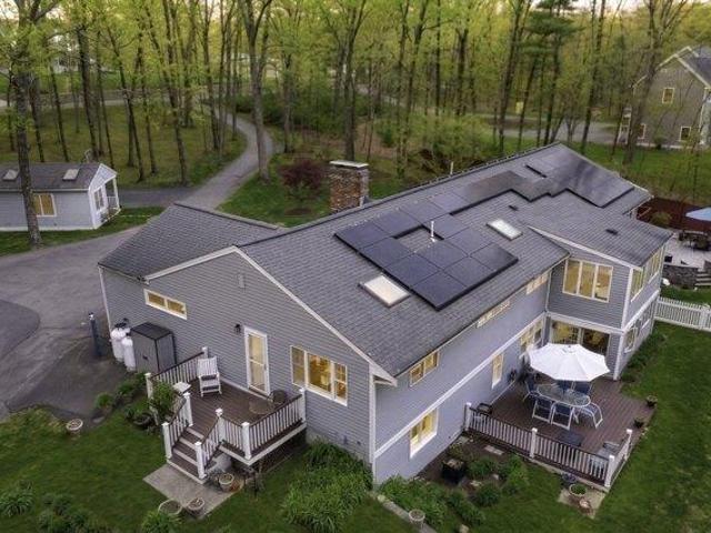 house with 4 bedroom, Natick MA DS103124995