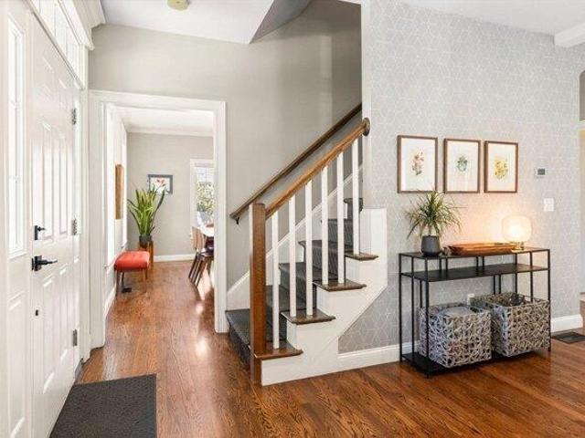 house with 4 bedroom, Natick MA ES102959574