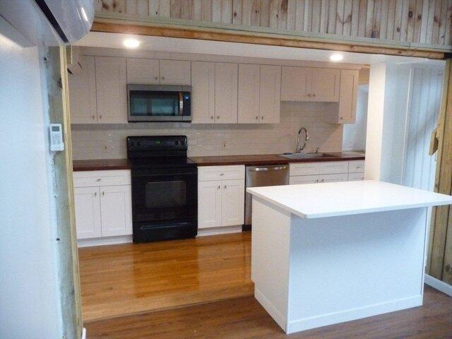 house with 4 bedroom, Natick MA ES103665908