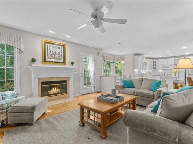 house with 4 bedroom, Natick MA ES103071121