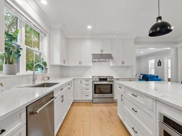 house with 4 bedroom, Natick MA ES105094877