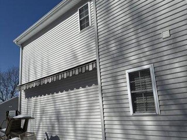 house with 4 bedroom, Naugatuck CT DS102217924