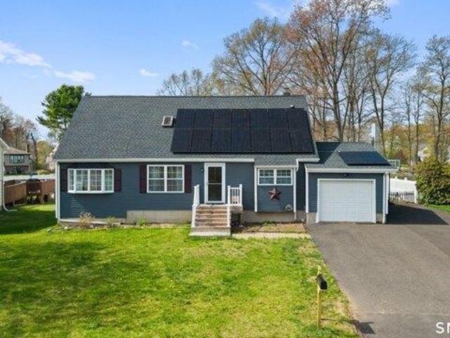 house with 4 bedroom, Naugatuck CT DS103070293